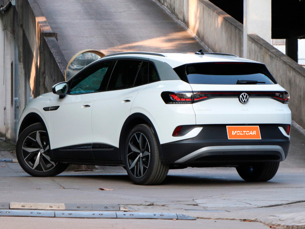 VOLKSWAGEN ID4 Crozz Pure+, базовая комплектация — Voltcar.kz
